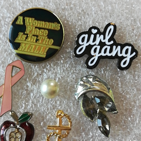 Jewelry | Random Girly Pin Tacks | Poshmark